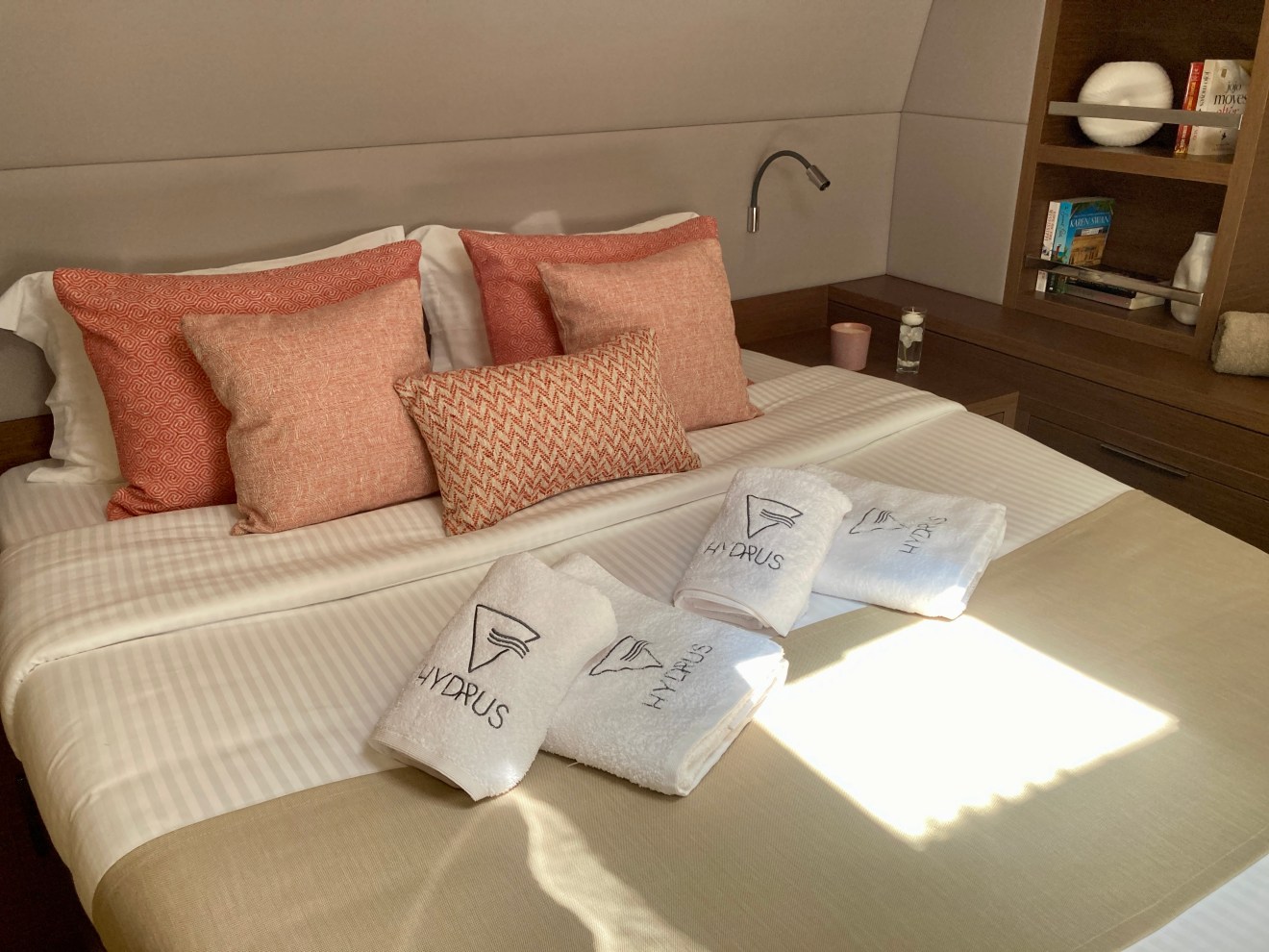 HYDRUS | 55' Lagoon | Catamaran Charter in Greece